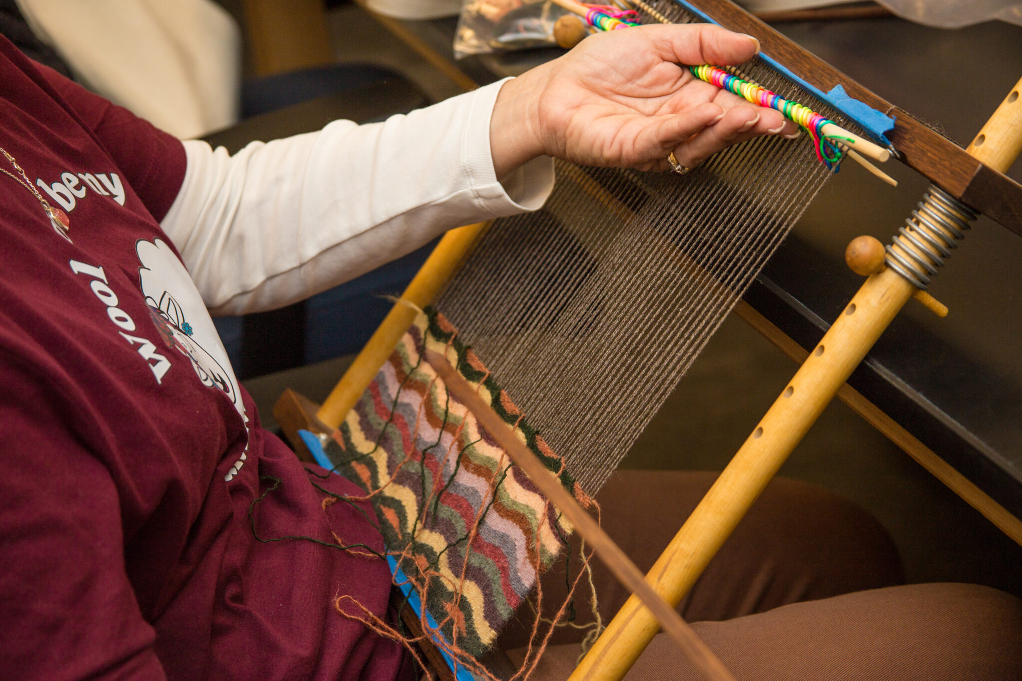 Traditional Navajo weaving community flourishes at Mesa Community ...