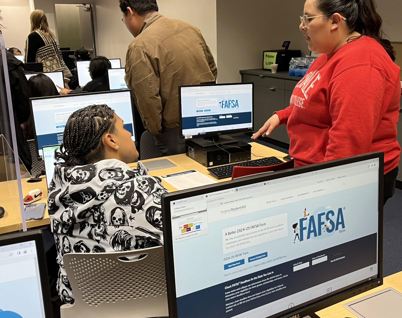 Maricopa Community College District offers a free FAFSA workshop and ...